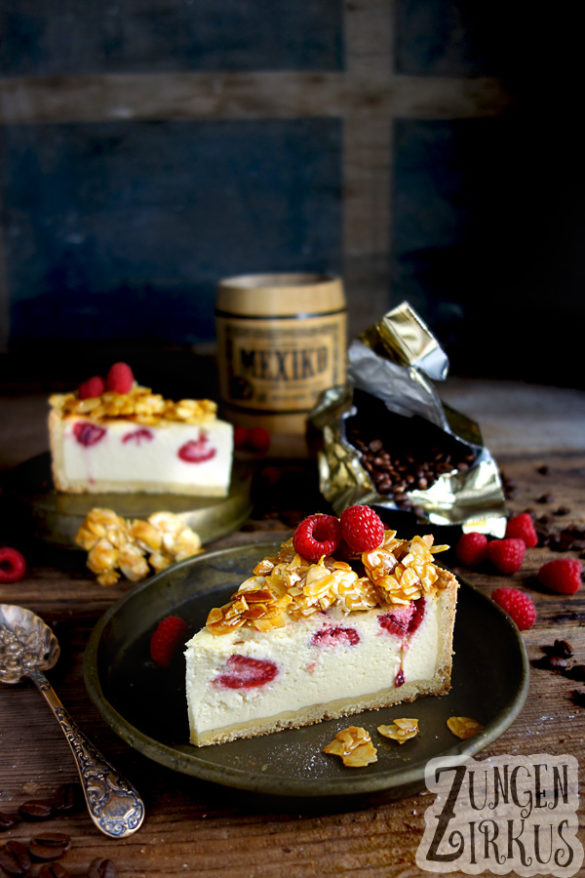 Weißer Kaffee-Käsekuchen mit Krokant - Zungenzirkus